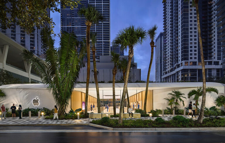 Apple inaugura su primera tienda en madera masiva - Madera21